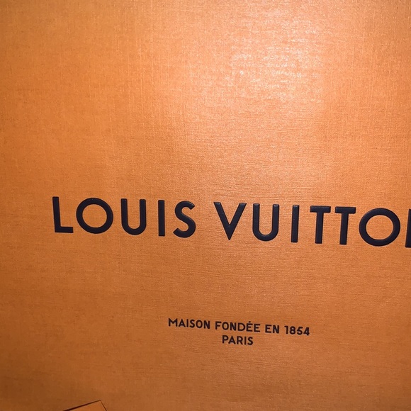 Louis Vuitton | Bags | Louis Vuitton Authentic Shopping Packaging ...